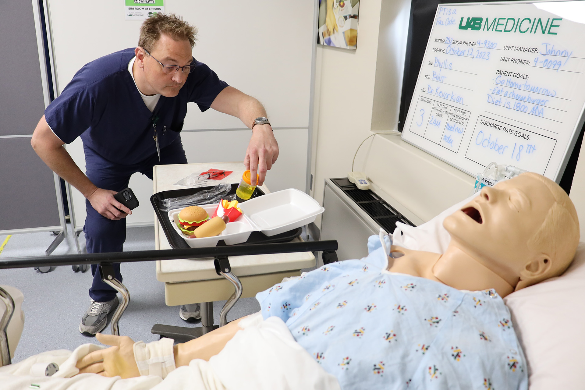 Sim Room of Errors opens door for improving patient care, safety - UAB ...